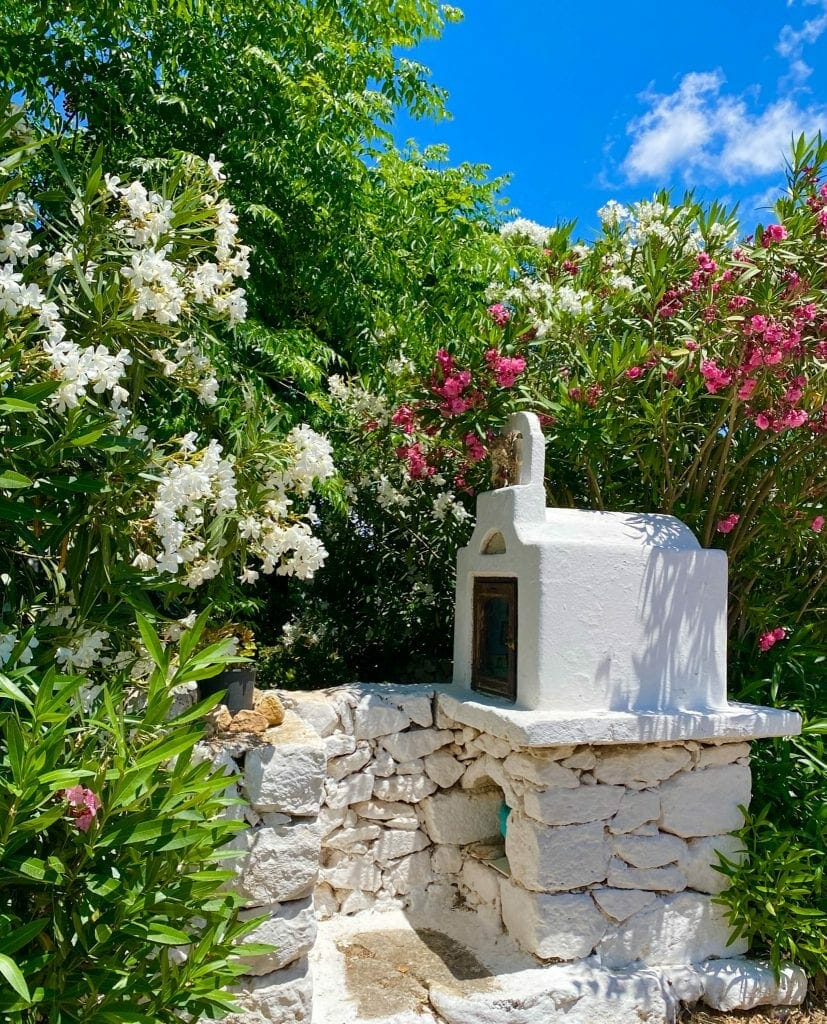 The Colors of Crete - Wanderers Compass Travel Blog