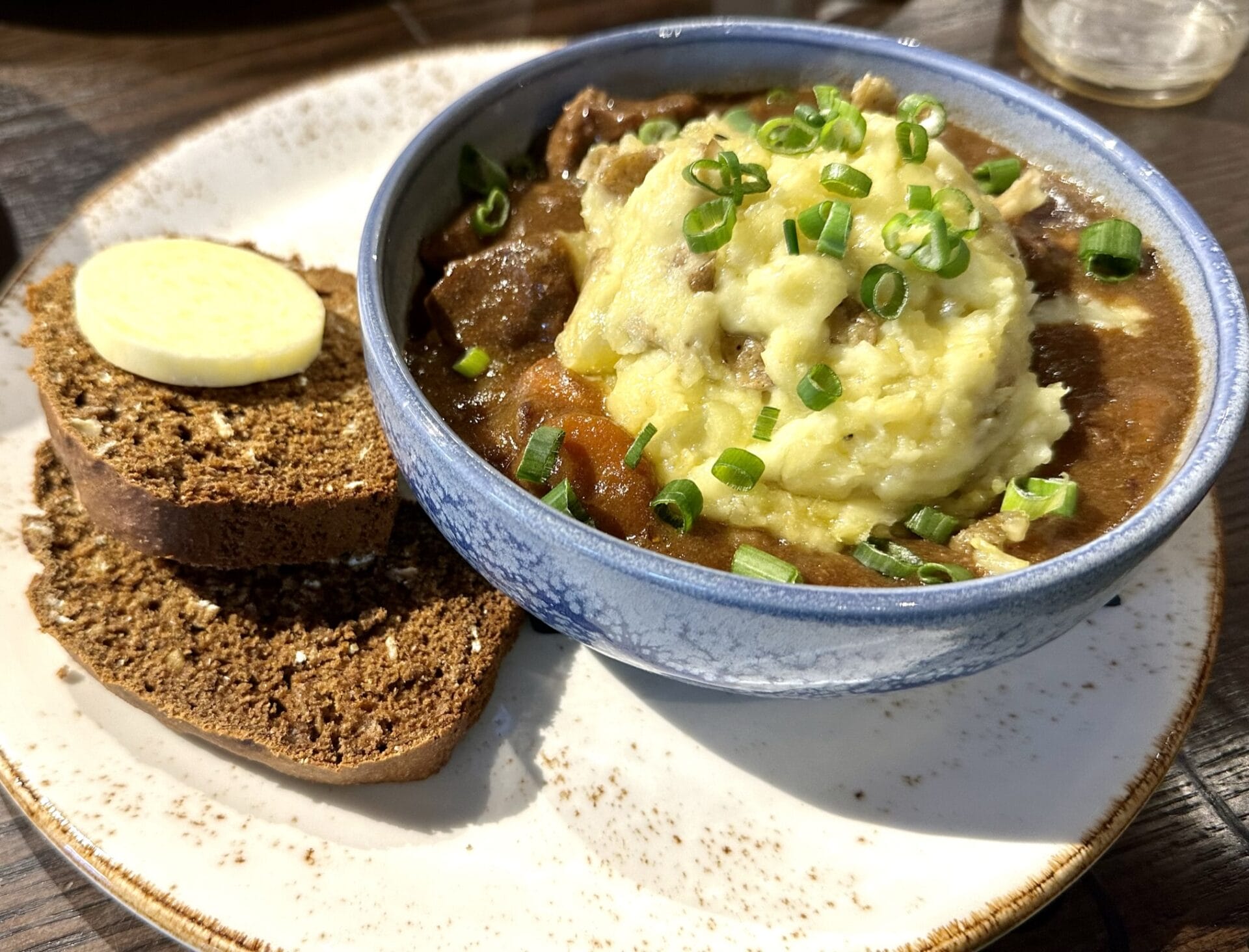 Traditional Guinness Beef Stew: An Irish Icon - Wanderers Compass