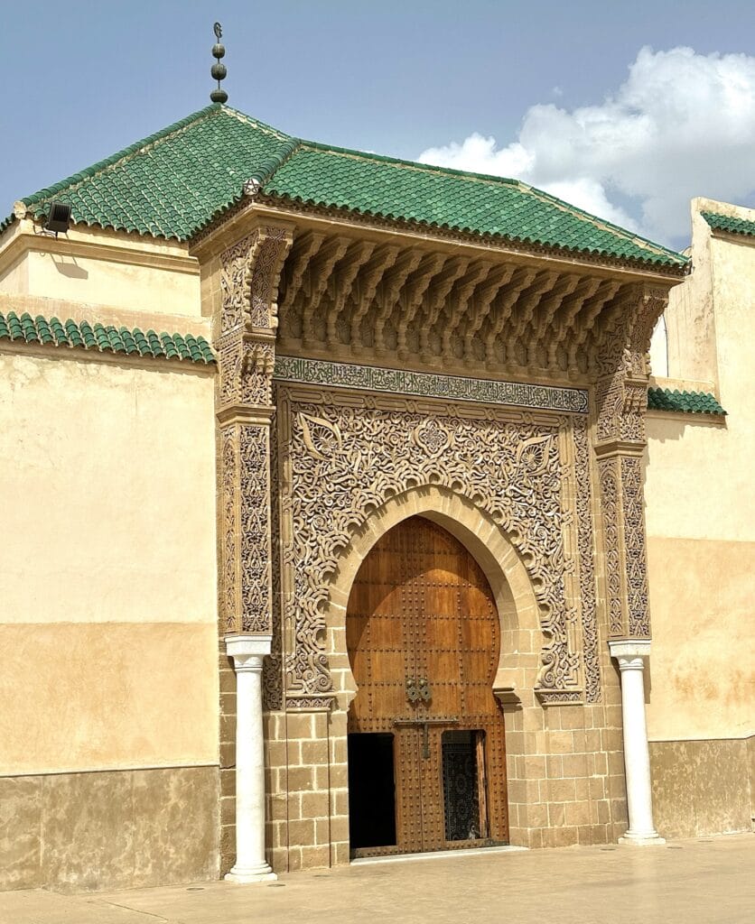 Embracing Morocco's Customs and Traditions: A Guide for Visitors ...