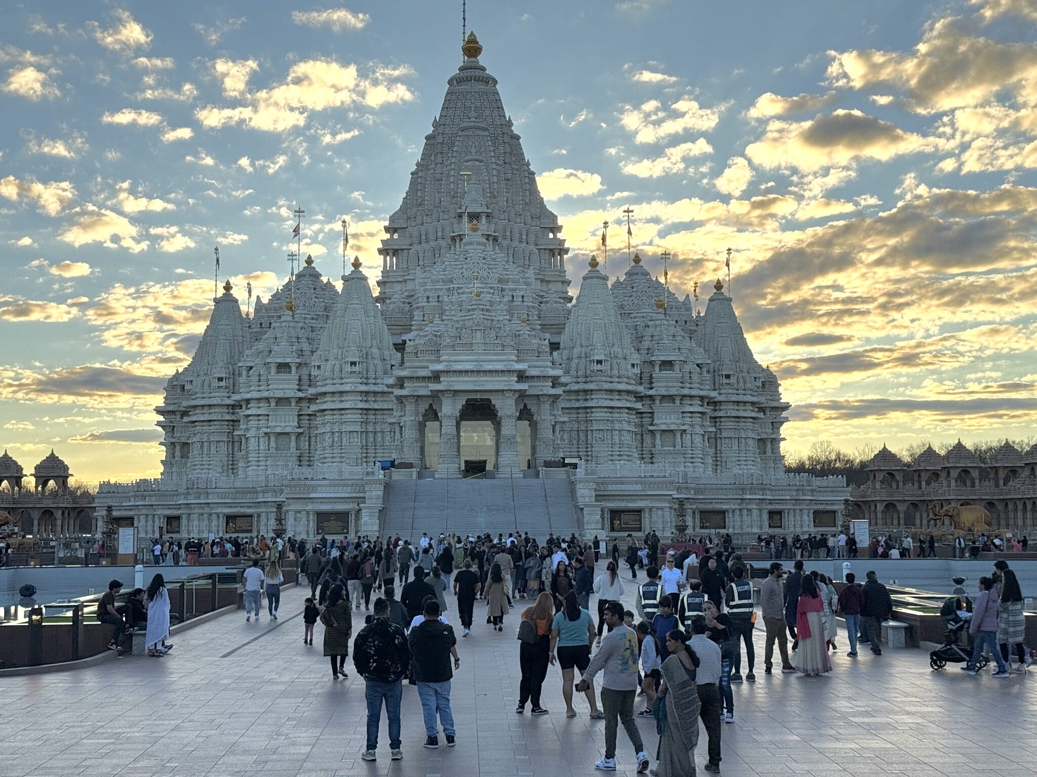BAPS Swaminarayan Akshardham – A Hidden Gem in NJ