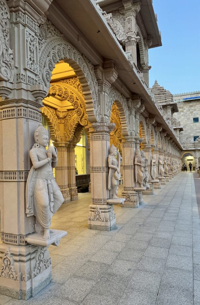 BAPS Swaminarayan Akshardham – A Hidden Gem in NJ